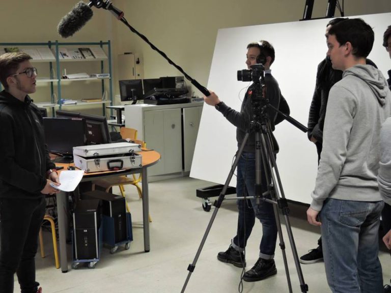 Créer – Création vidéo | Pieds dans le PAF